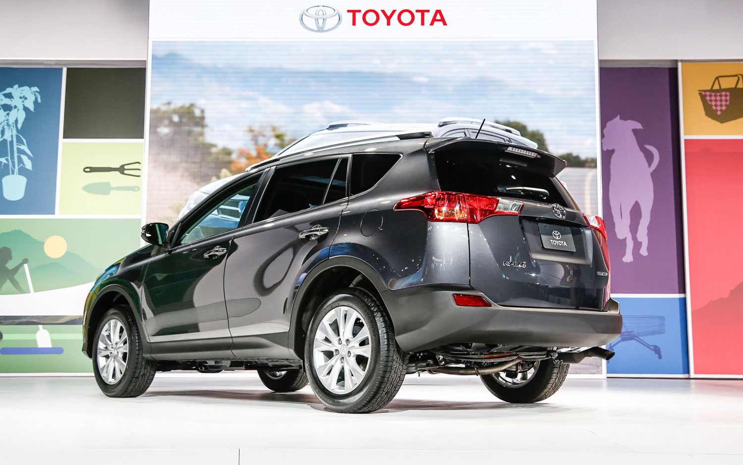 Cars Model 2013 2014: 2013 Toyota RAV4 Shows Off Stylish New Sheetmetal ...