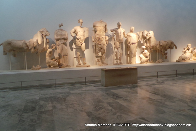 Iniciarte: Templo de Zeus en Olimpia: frontón oriental