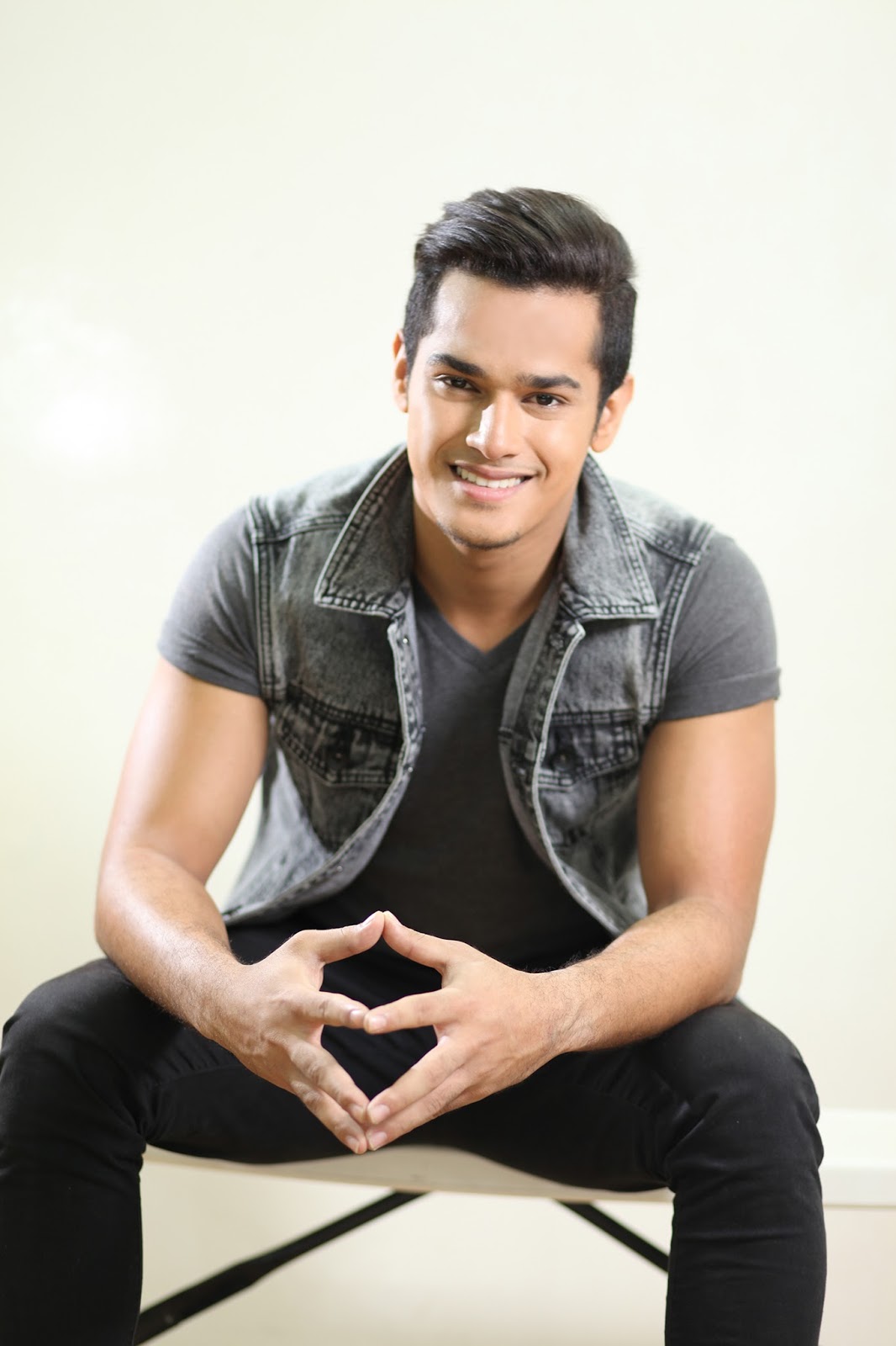 Man Central: Jiad Joseph Arroyo: In Casual Wear
