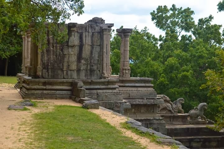 Wanderlust Sri Lanka: යාපහුව, Yapahuwa