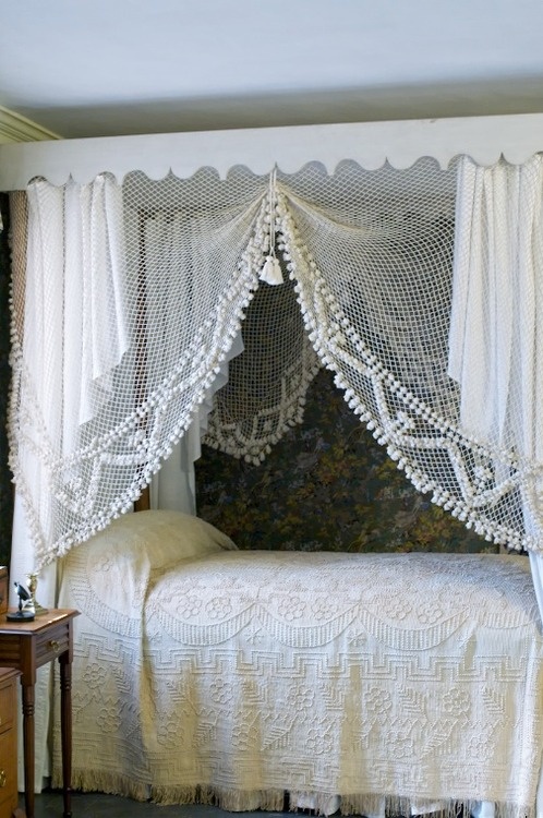 Eye For Design: Decorate With Lace For Romantic Interiors.......In Time ...