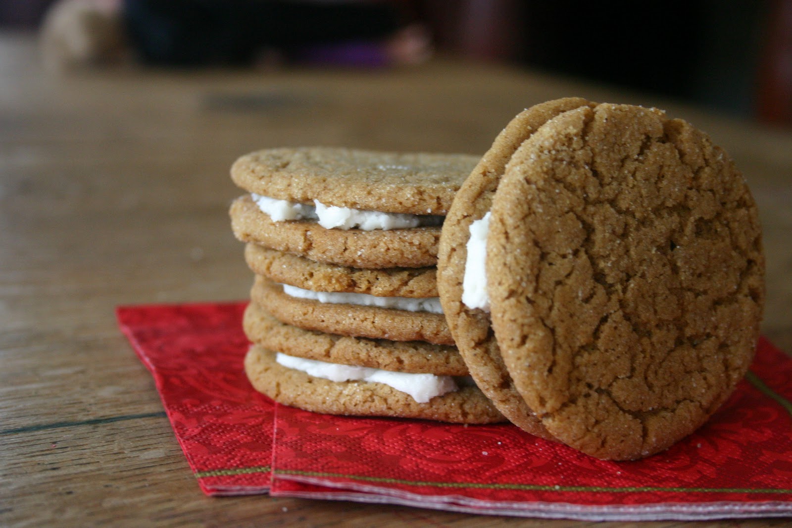 Bonne Nouvelle: Gingersnap Softie Cookie Sandwich