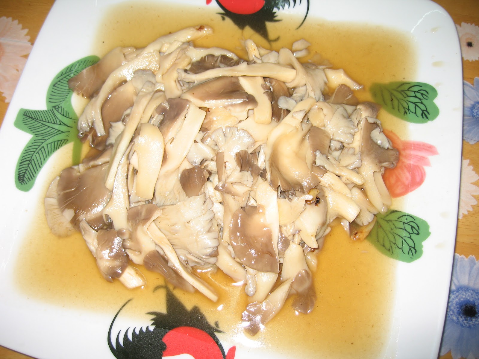 Sumptuous Flavours: Stir-Fried Abalone Mushroom 鲍鱼菇炒蚝油