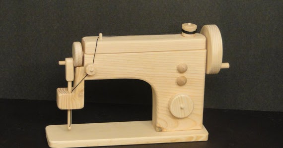 Make It Handmade: Toy Sewing Machine