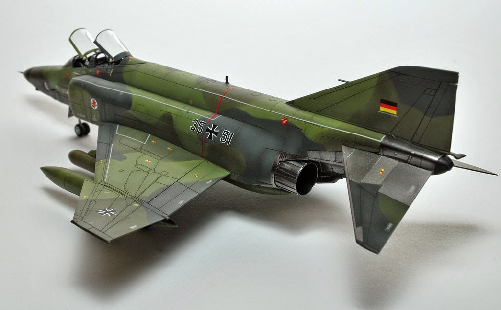 Wings of Glory: 1/72 Revell RF-4E Phantom II