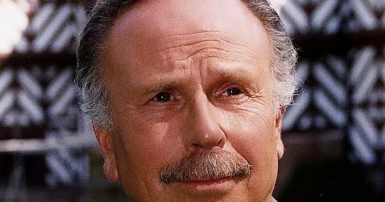 Episode 33: Remembering Edward Hardwicke - I Hear of Sherlock Everywhere