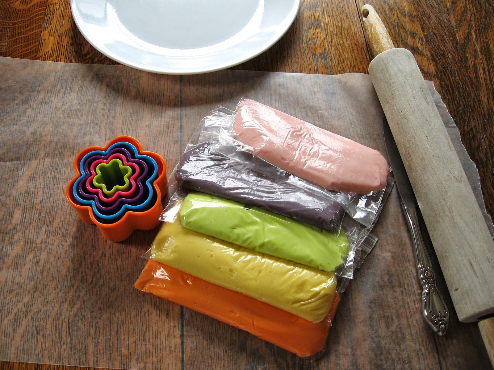 Almost Unschoolers: Summer Fun 2014 - Kool-Aid Candy Clay - Moldable ...