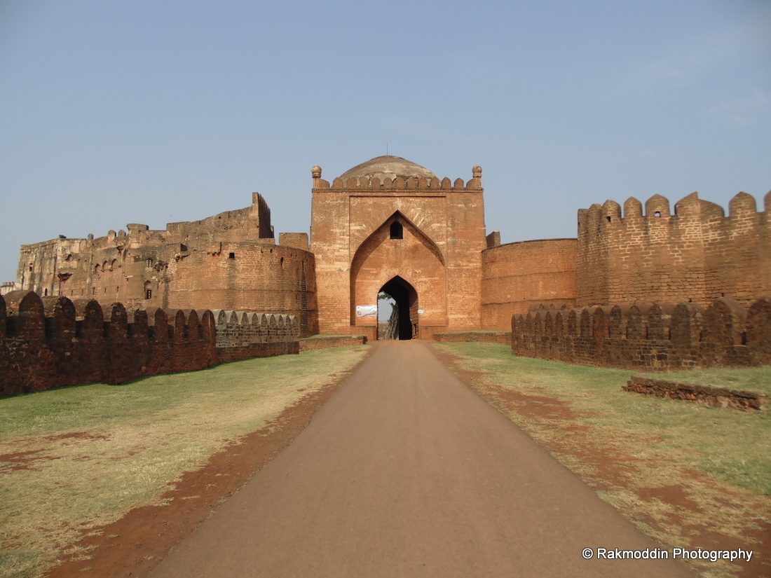 Exploring the Ancient Architecture in Bidar Fort, Karnataka - Rakmoddin ...