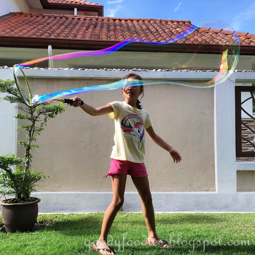 Giant Bubble Maker With Rope