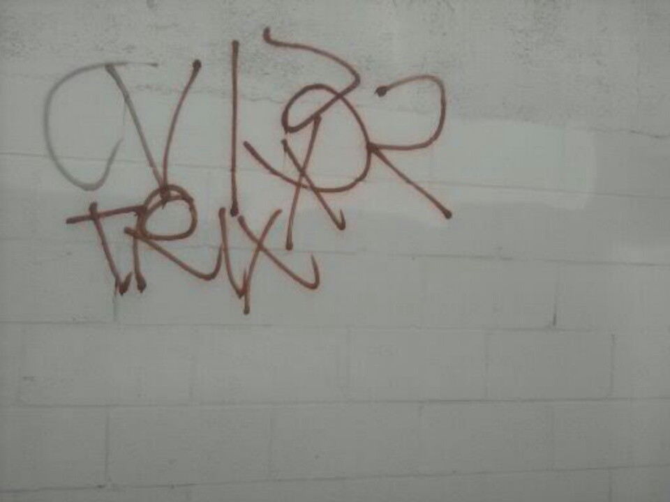 sureno 13 gangs graffiti: compton varrio 132 street ( CV132ST )