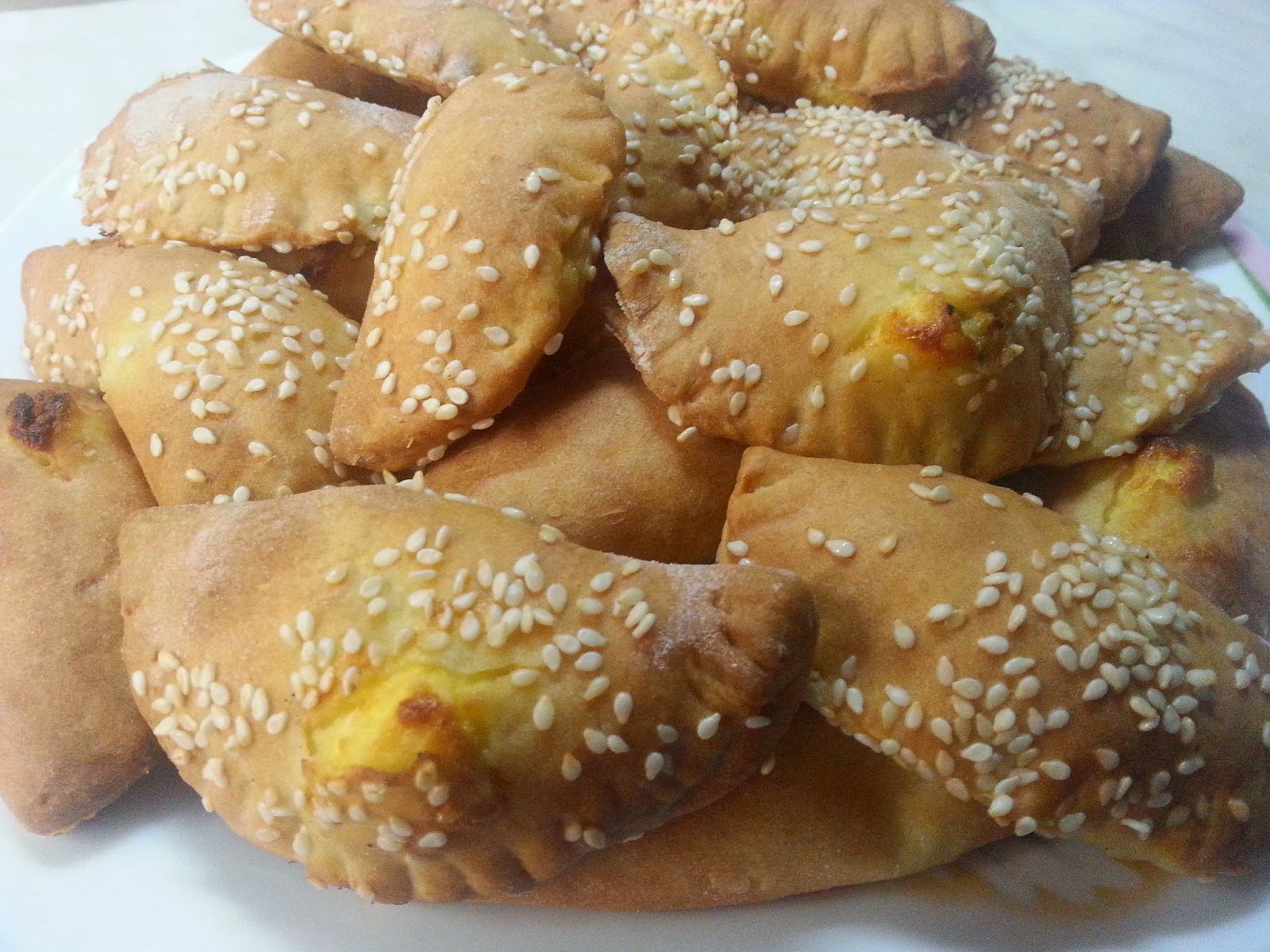 evri-food-recipes: ΤΥΡΟΠΙΤΑΚΙΑ ΚΟΥΡΟΥ