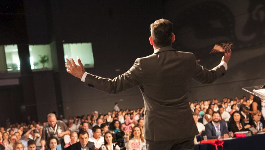 How to Deliver Public Speech Well - Perform All Things