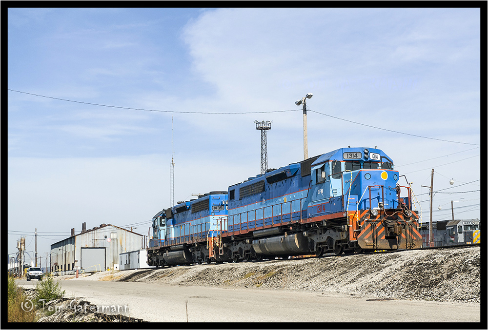 TFM 1314 (EMD SDP40) and TFM 1439 (EMD SD40-2) Sit In The Gateway Western Yard In East St. Louis ...