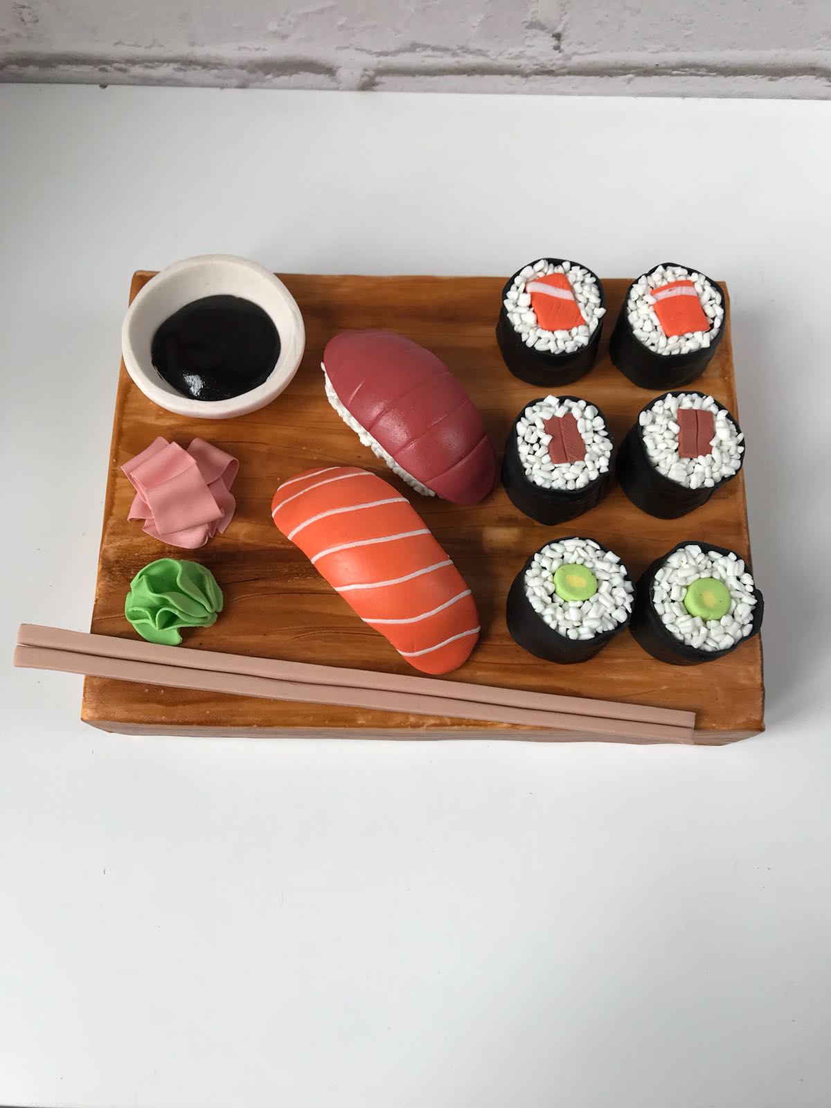 Ana Barta Respostería Creativa Tartas Fondant Madrid: Tarta Fondant Sushi