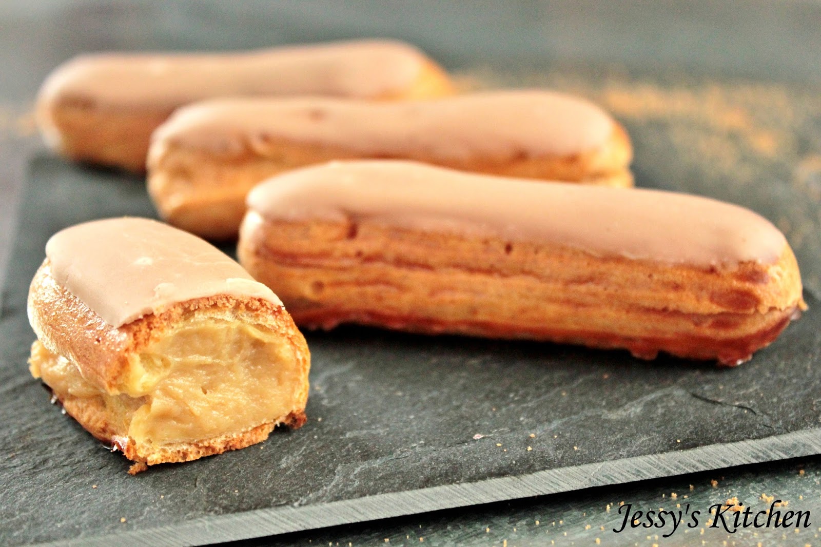 Jessy's Kitchen: Eclairs au spéculoos