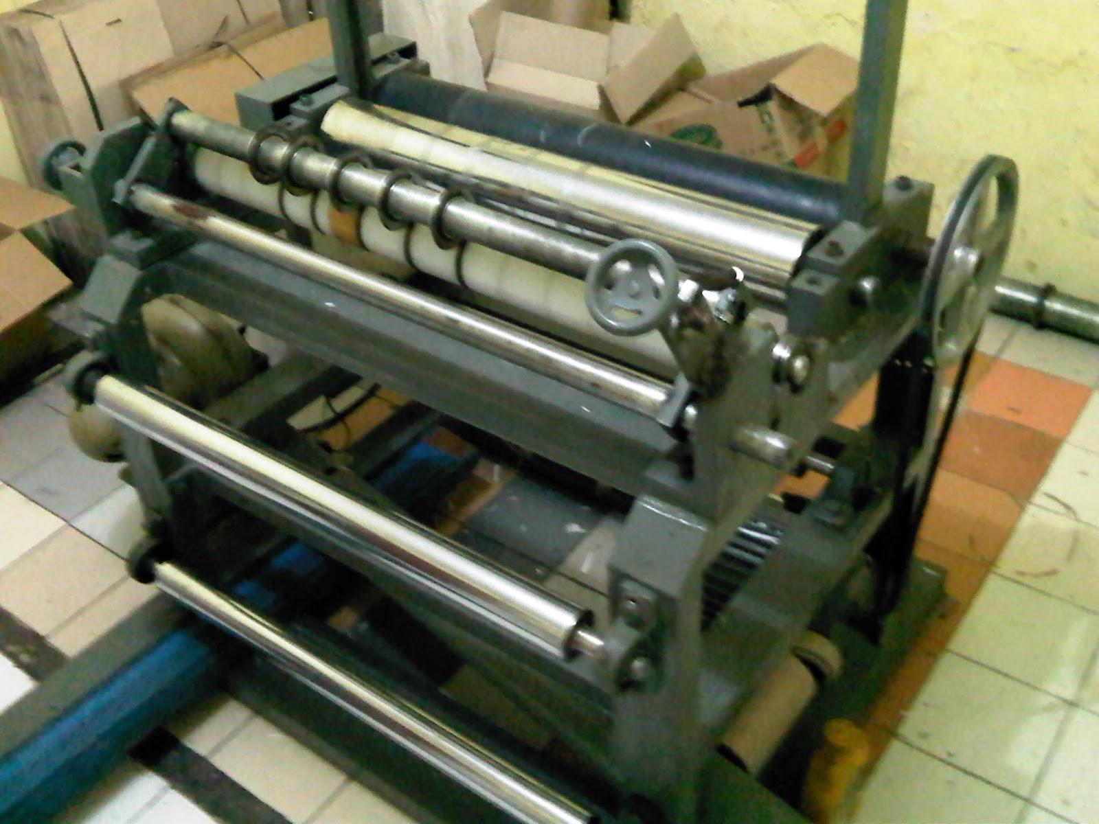 Kertas Kasir: JUAL MESIN POTONG KERTAS