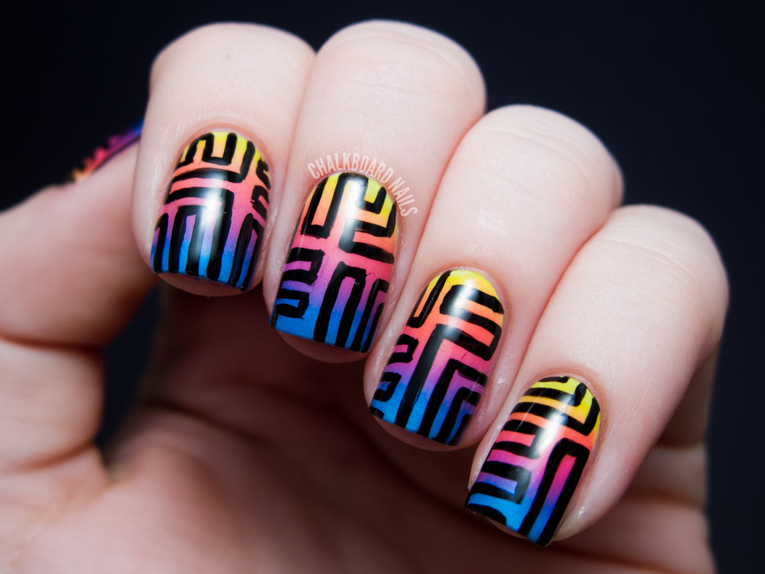 Sunset Gradient Maze Patterned Nails | Chalkboard Nails | Phoenix ...