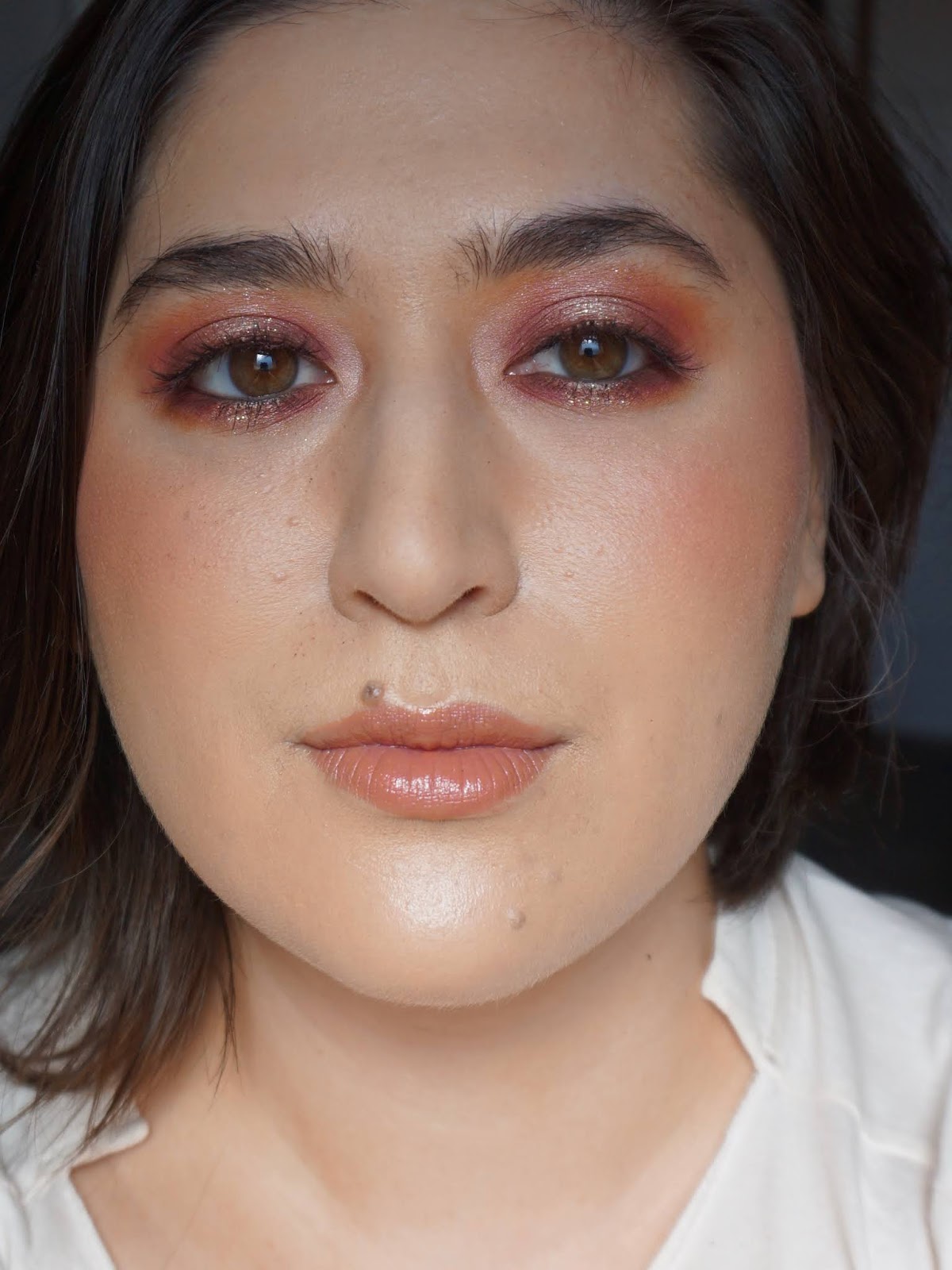 Faceonomics: How to Apply Eyeshadow to the Lower Lashline