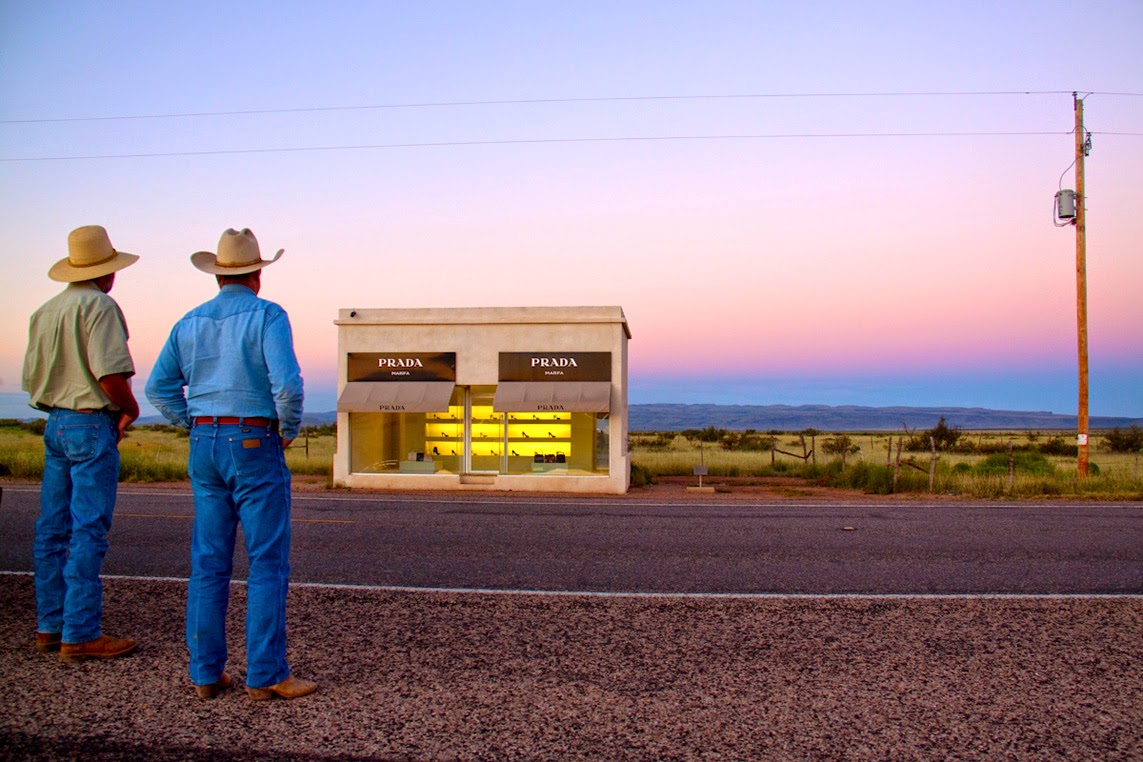 Prada Marfa | Cristina Martins