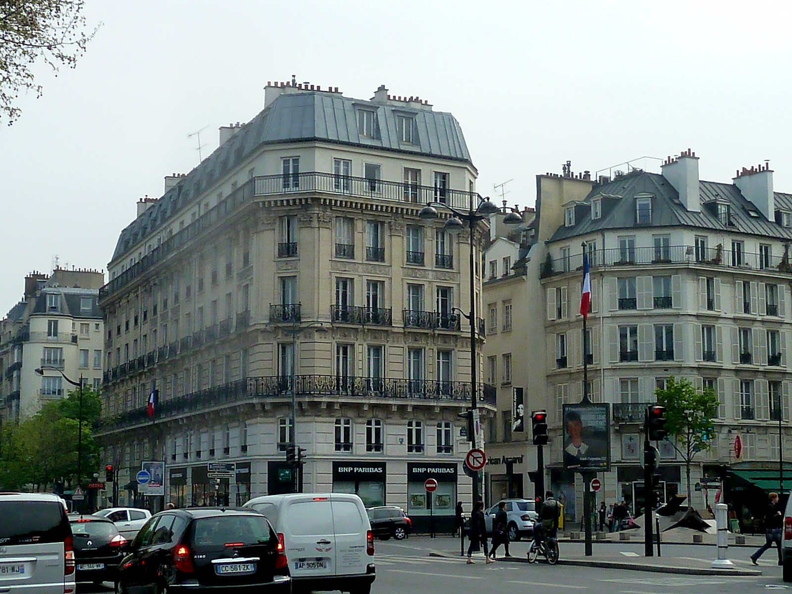 Kiwi's Birthday in Paris: Paris Architecture