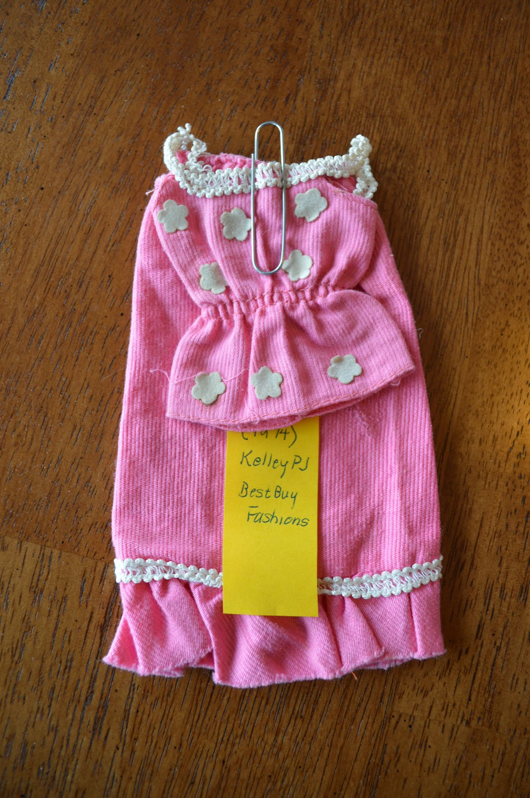 The Barbie Blog: Vintage Clothing Galore!