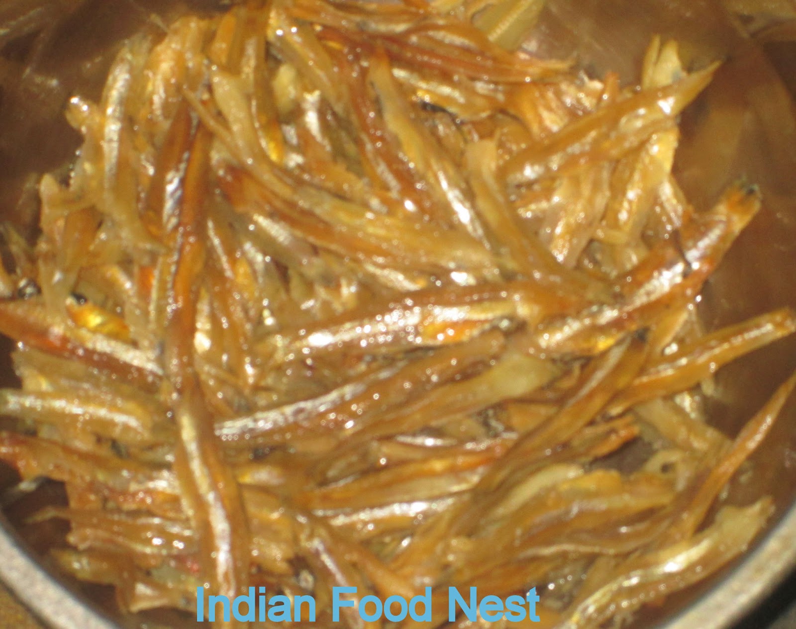 Indian Food Nest: Dried Fish Anchovy Gravy / Nethili Kuchi karuvadu ...