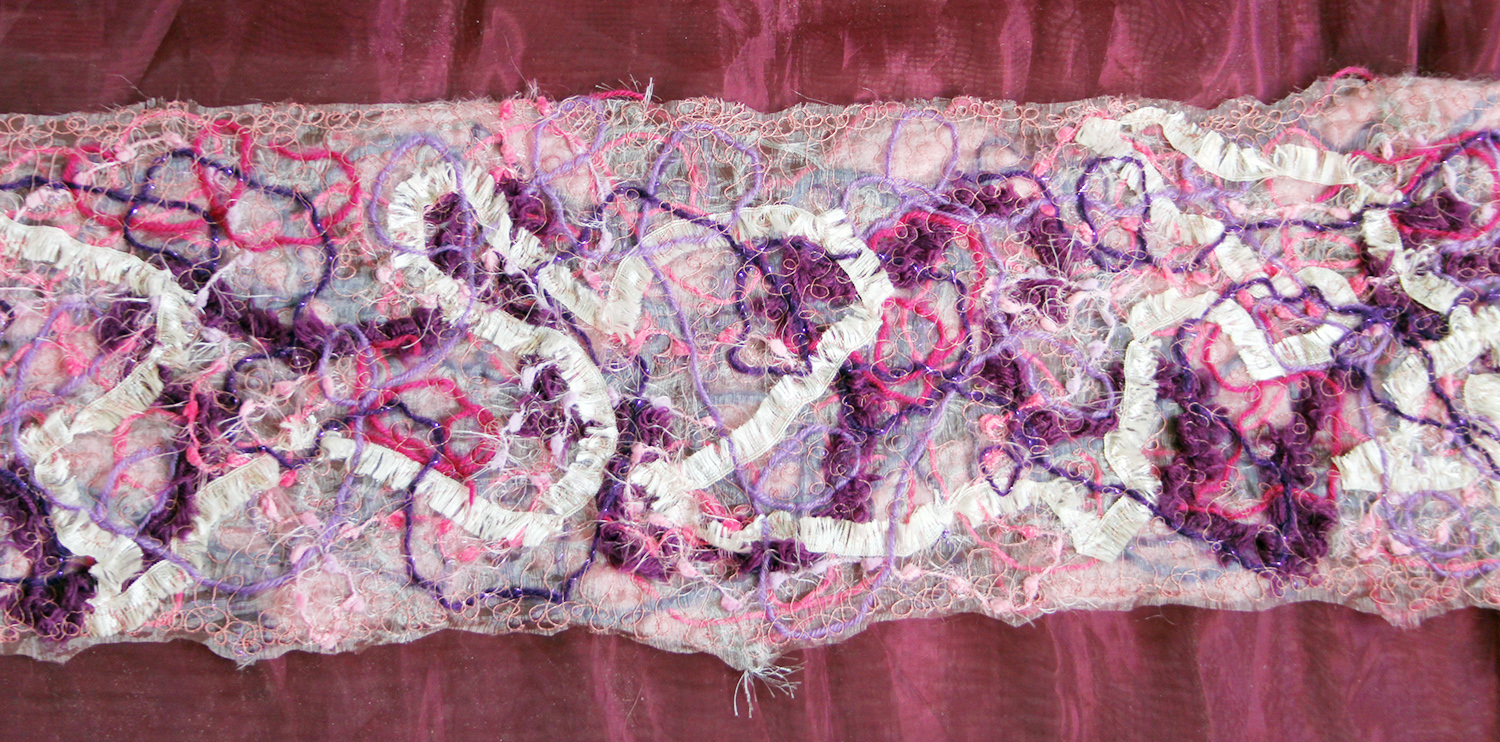 Purple crafts: Scarf in crazy wool
