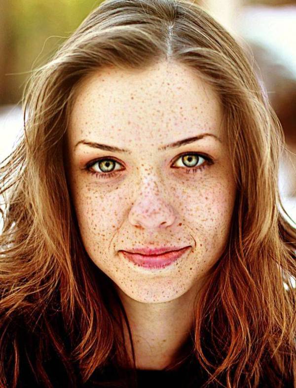 wOndor.blogspot.com: Pretty Girls with Freckles on Face (27 pics)