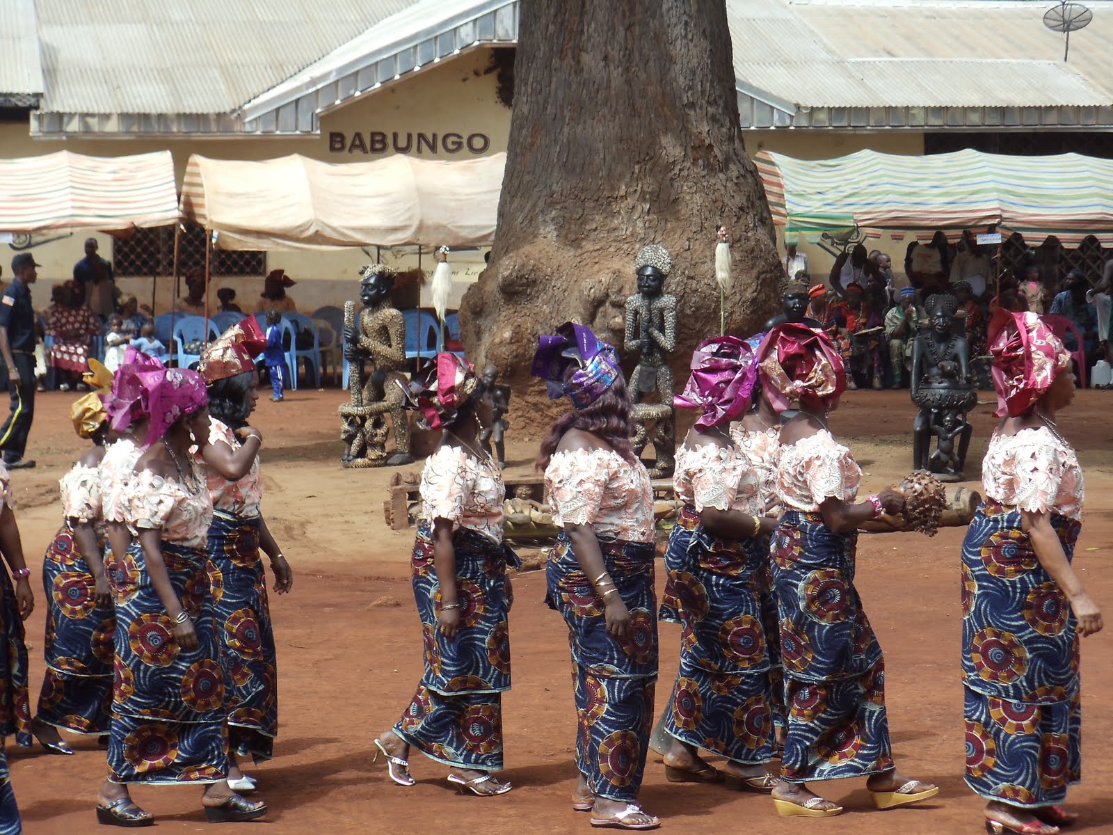 KAYE IN CAMEROON: LIFE IN THE NORTHWEST