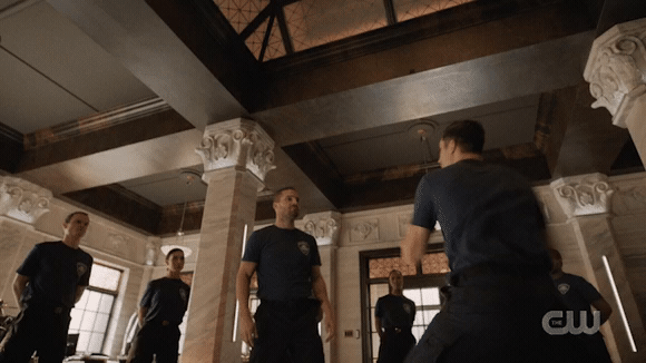 Stephen Amell Arrow Workout Gif