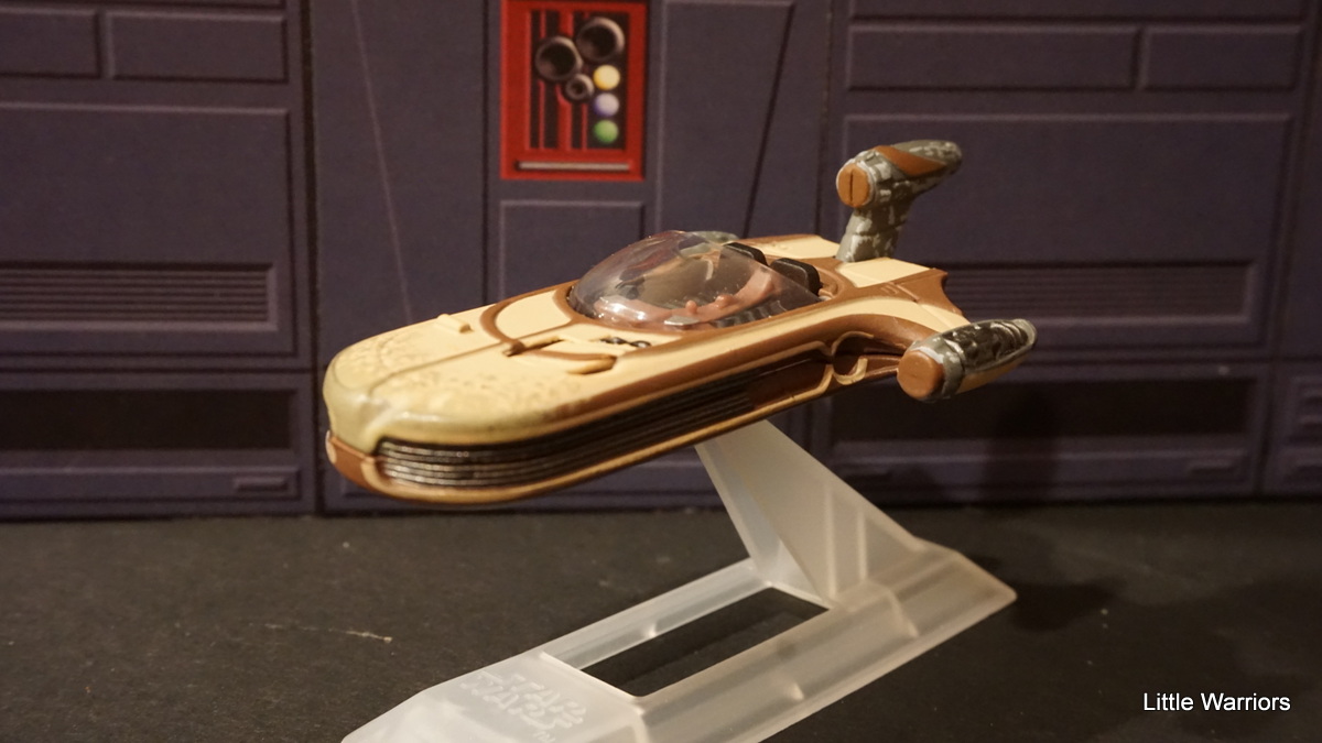 Little Warriors: Hasbro Sand Speeder - Titanium series 09