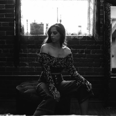 Erika Davidson Unveils New Single "Talking In Your Sleep"