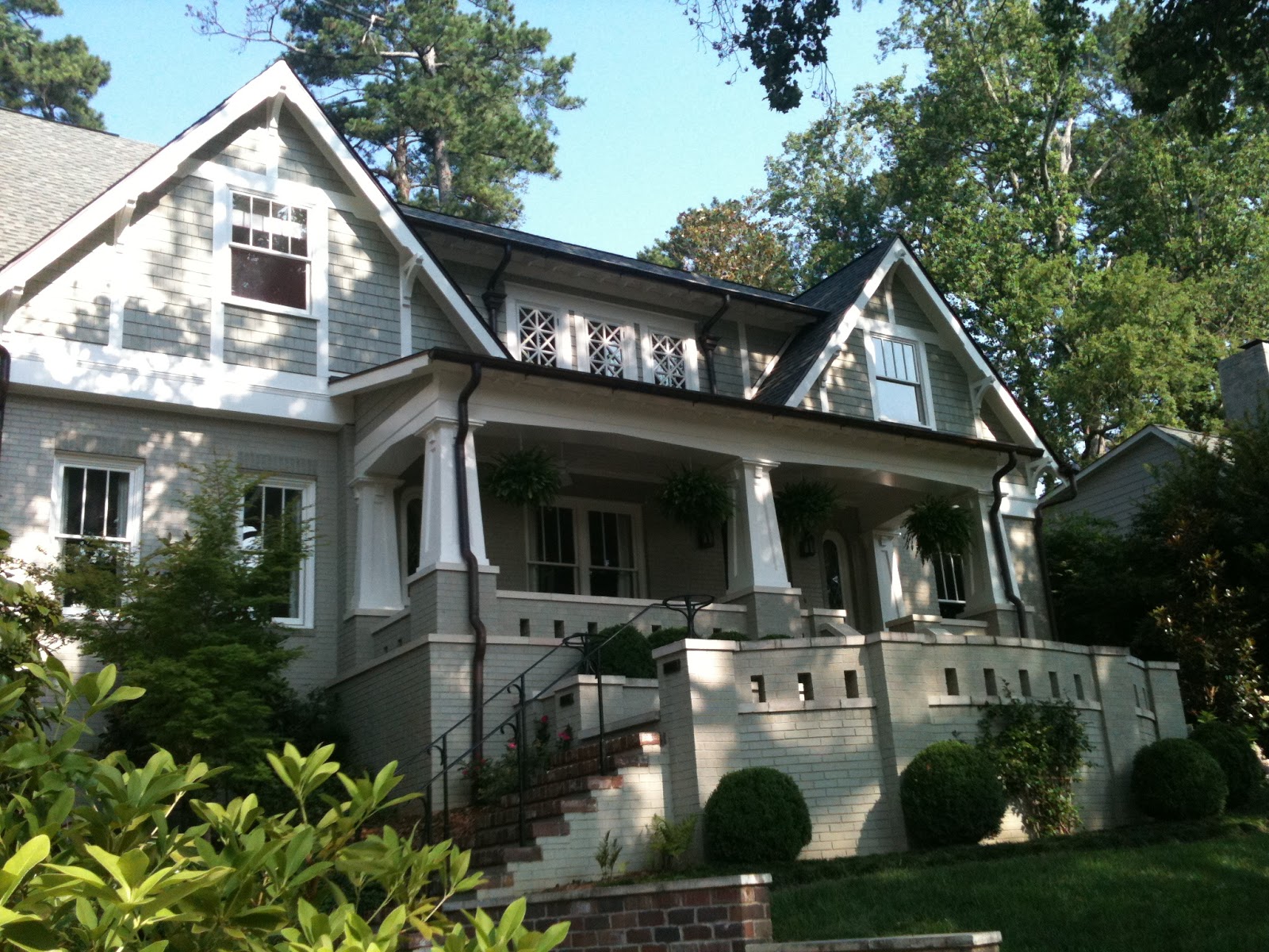 Pretty Old Houses: Pretty Old Houses