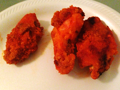 CLEAN Cripsy {baked} Chicken Wings with Clean Blue Cheese Dip | LindsSays