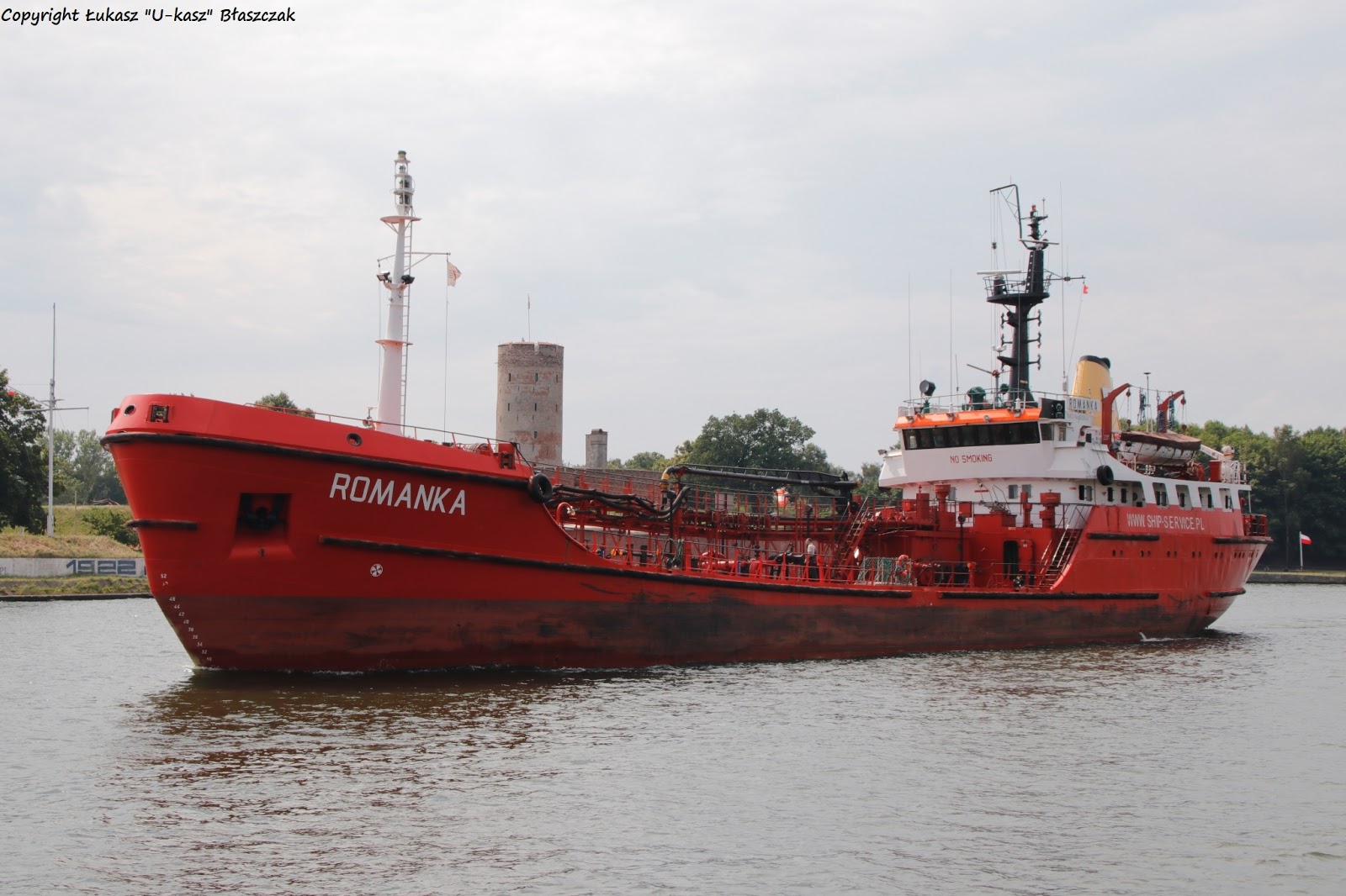 W obiektywie shipspottera czyli z migawką nad portową sadzawką: Z cyklu ...