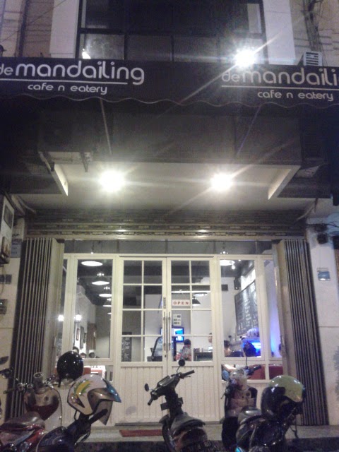 de Mandailing cafe and eatery - LightMyFire