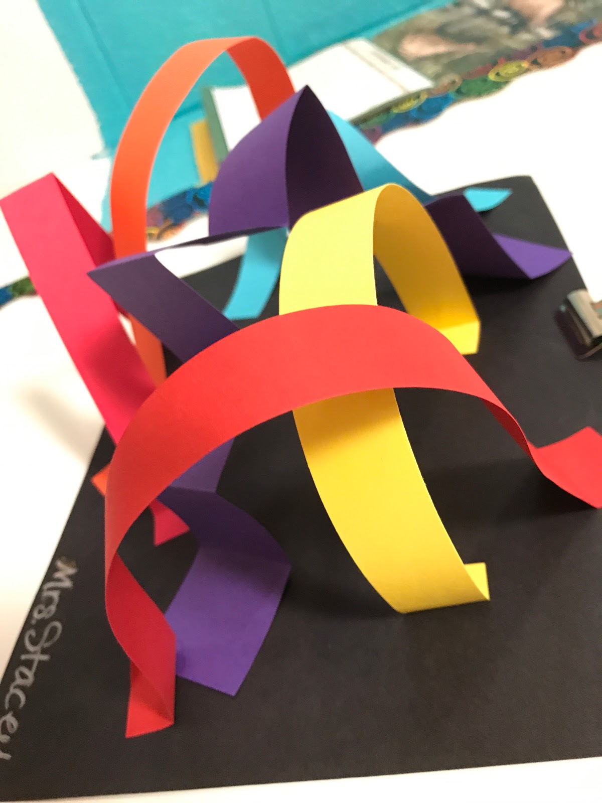 Elements of the Art Room: Kindergarten Line Sculptures