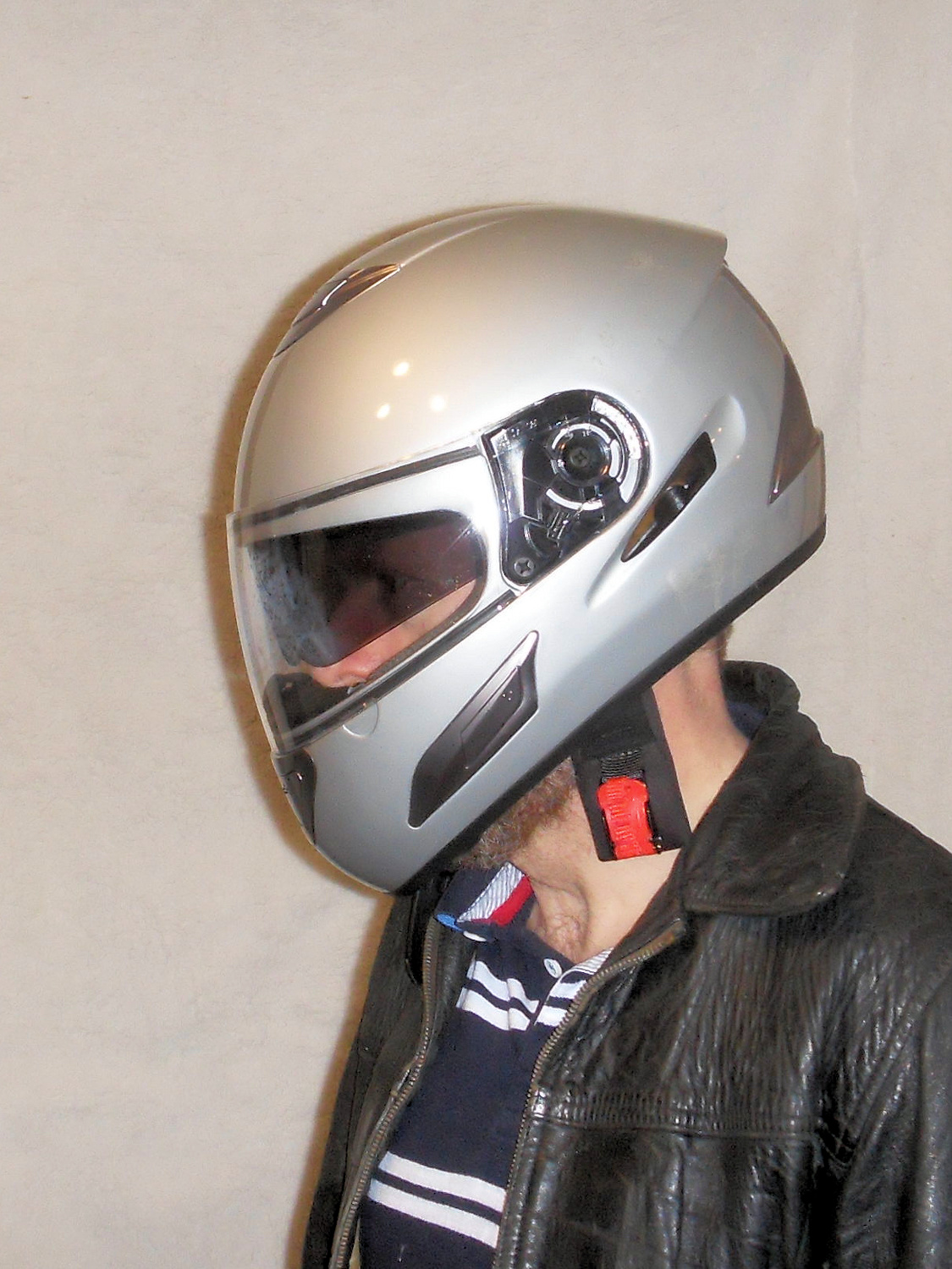 Richard in a Hat: Crash Helmet