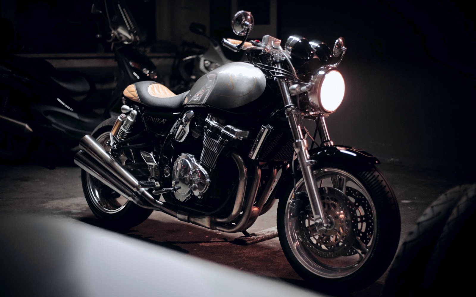 Inazuma S/S - Inazuma café racer