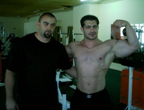 LA PERFECTION FAITE HOMME