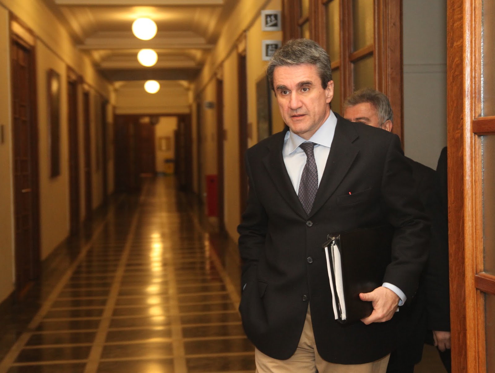 Σάλος με τα ΑΠΟΡΡΗΤΑ ΕΓΓΡΑΦΑ Λοβέρδου - Φοβούνται διαρροή - Απειλούν με ...
