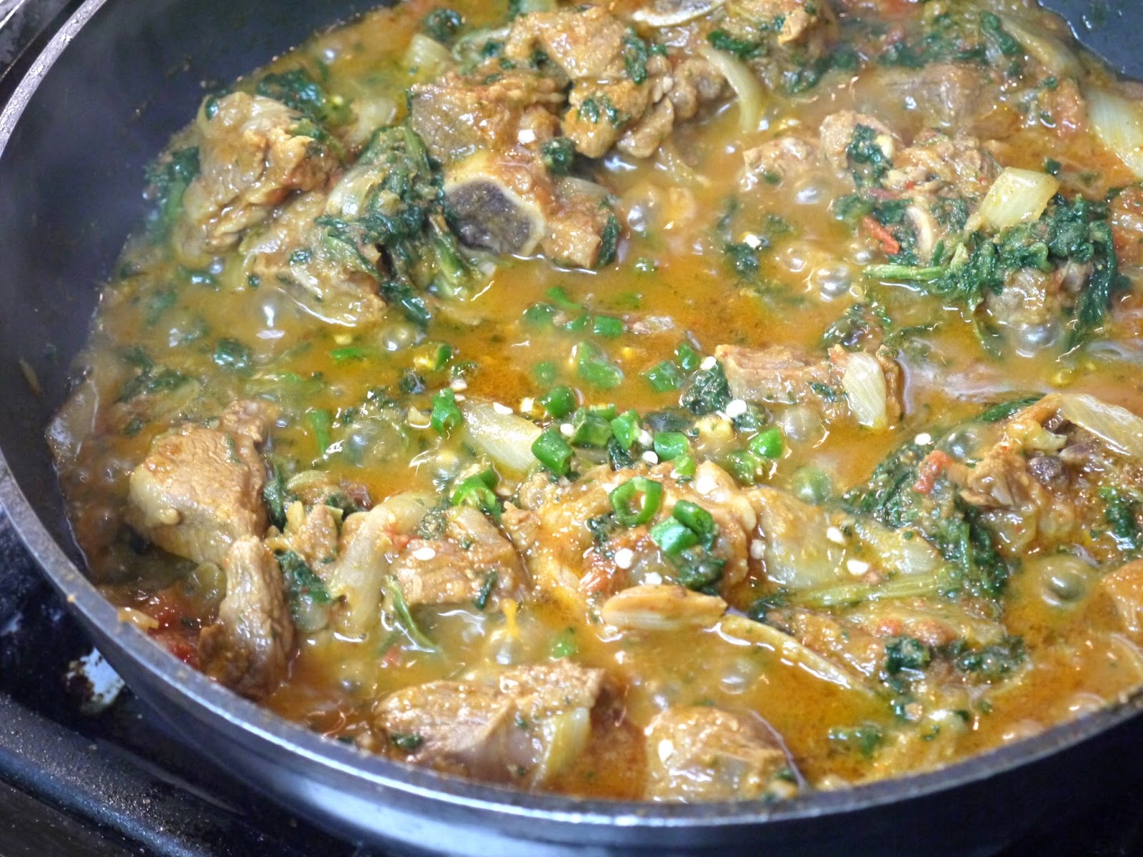 This Muslim Girl Bakes: Lamb Spinach Curry - Gosht Palak.