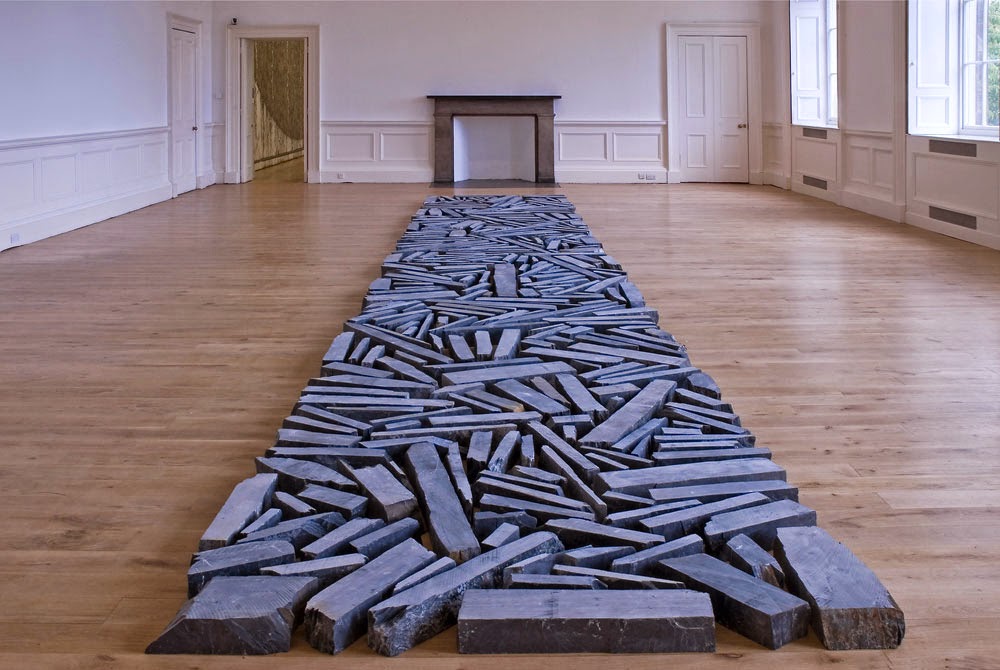 Entretejiendo instantes: Richard Long. Arte en movimiento.