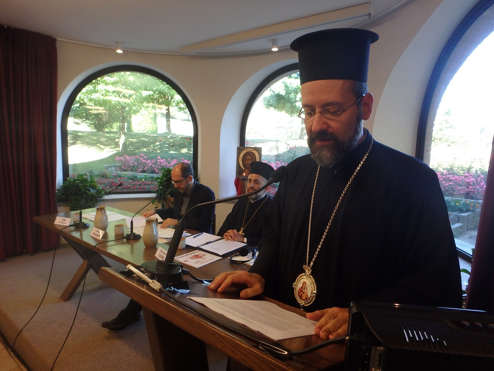 ΦΩΣ ΦΑΝΑΡΙΟΥ: Ο ΑΡΧΙΕΠΙΣΚΟΠΟΣ ΤΕΛΜΗΣΣΟΥ ΙΩΒ ΣΤΟ ΣΥΝΕΔΡΙΟ ΤΟΥ BOSE ΓΙΑ ...