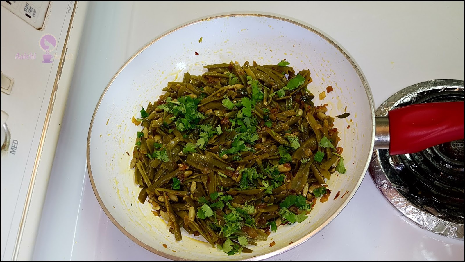 Quick and Easy: Ghevdyachi bhaji /Common Beans stir fry - Aaichi Savali
