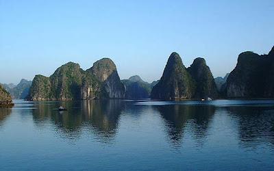 Bai Chay Beach of Halong Bay | Sapa Tours & Hotels