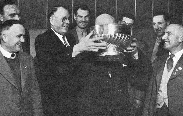 Curling History: The Falkirk Ice Rink and the British Open Competition