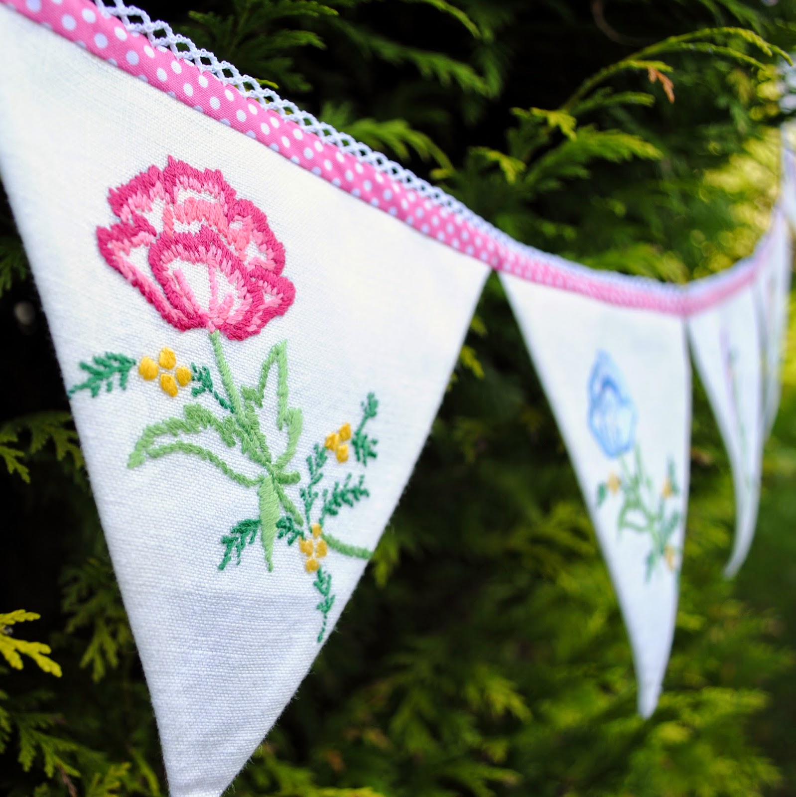 SewforSoul: Vintage Linen Bunting Tutorial