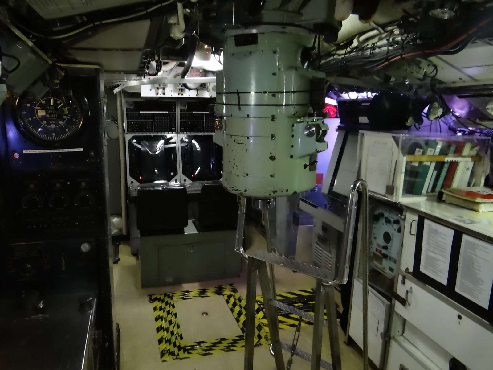 Air Queensland.blogspot: Onboard tour - Oberon class submarine HMAS ...