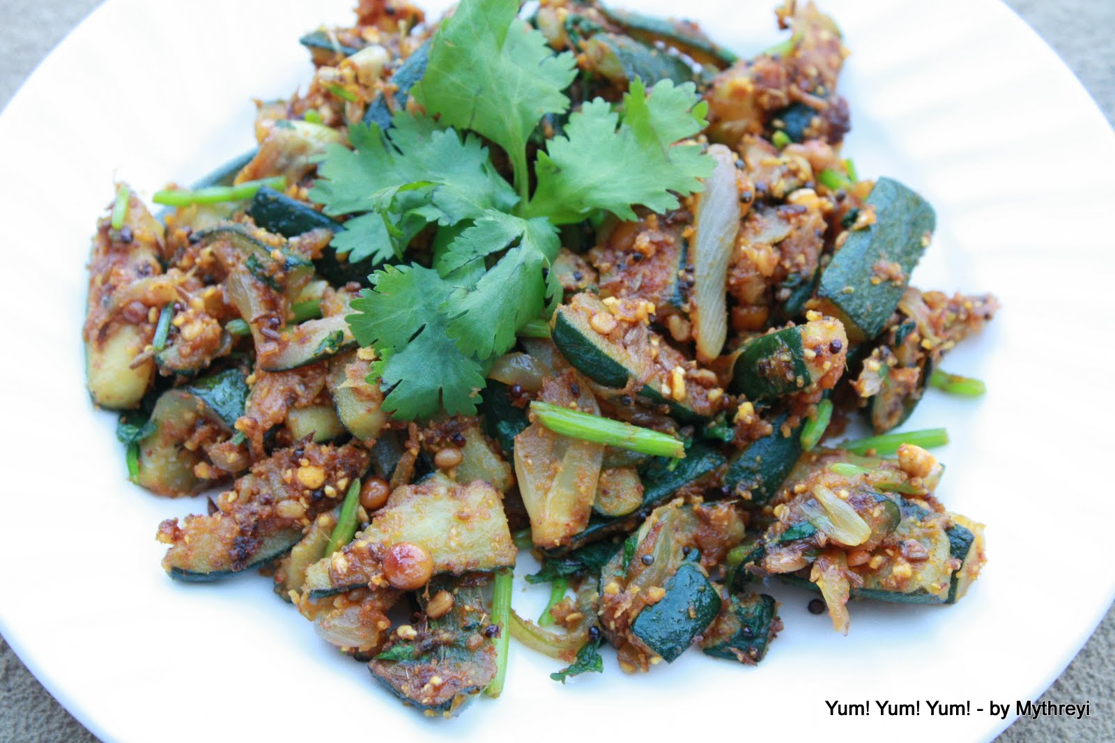 Yum! Yum! Yum!: Zucchini Stir Fry w/ Garlic Spices